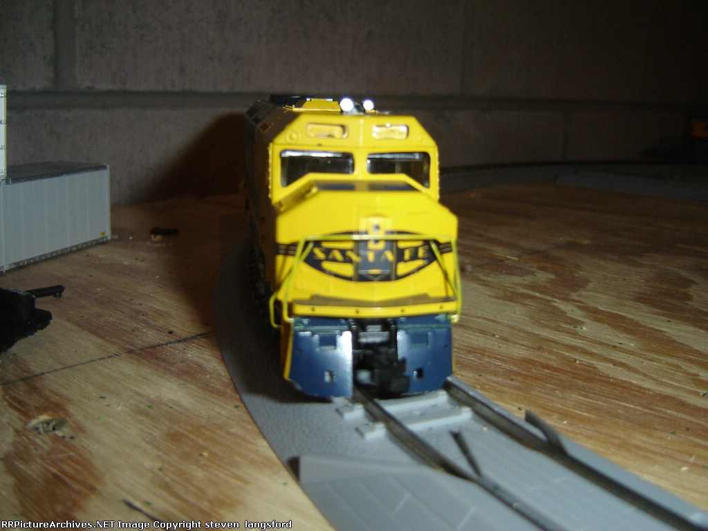 MY BRAND NEW ATSF F45